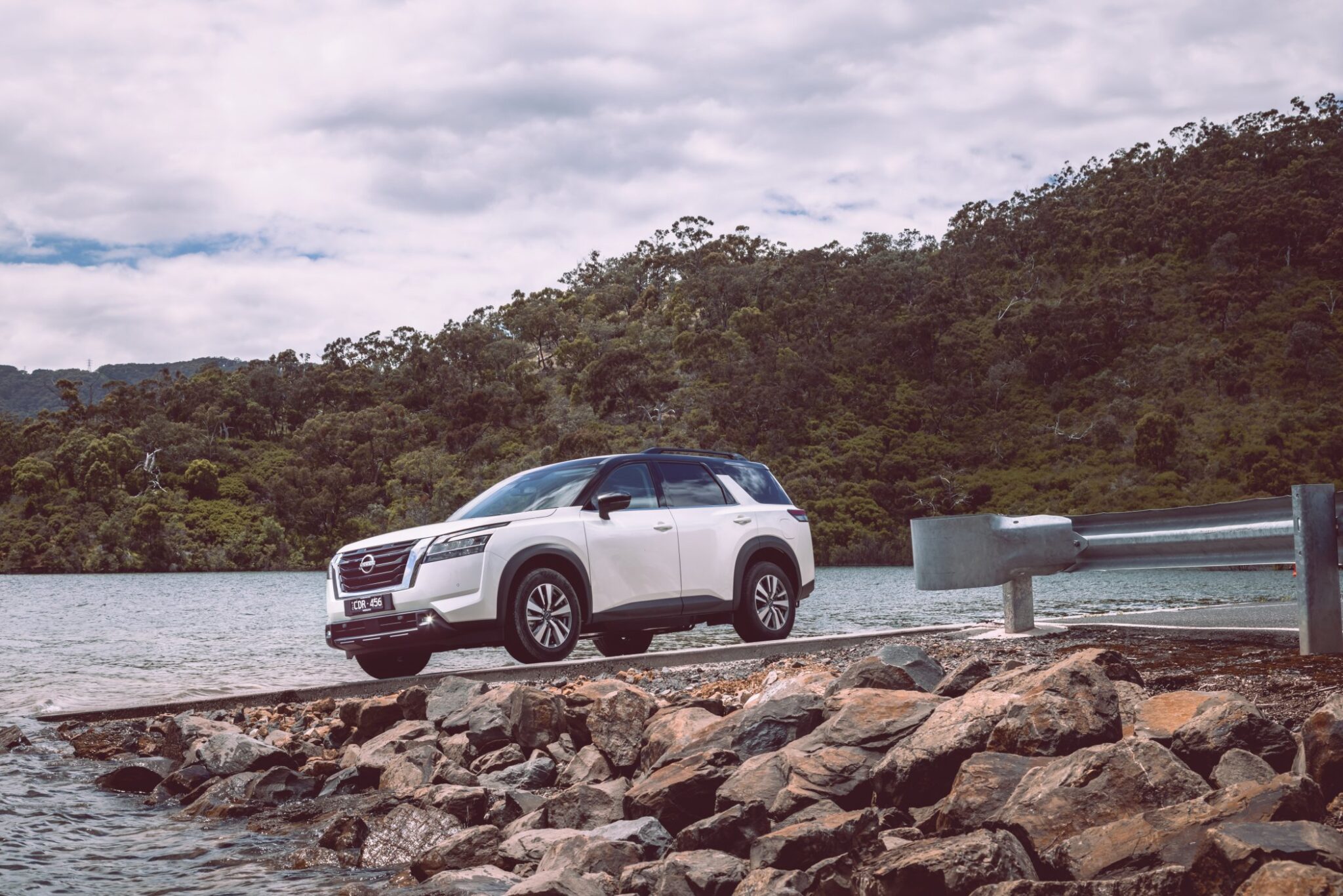 Nissan Pathfinder 2023 model update - Motoring Minute