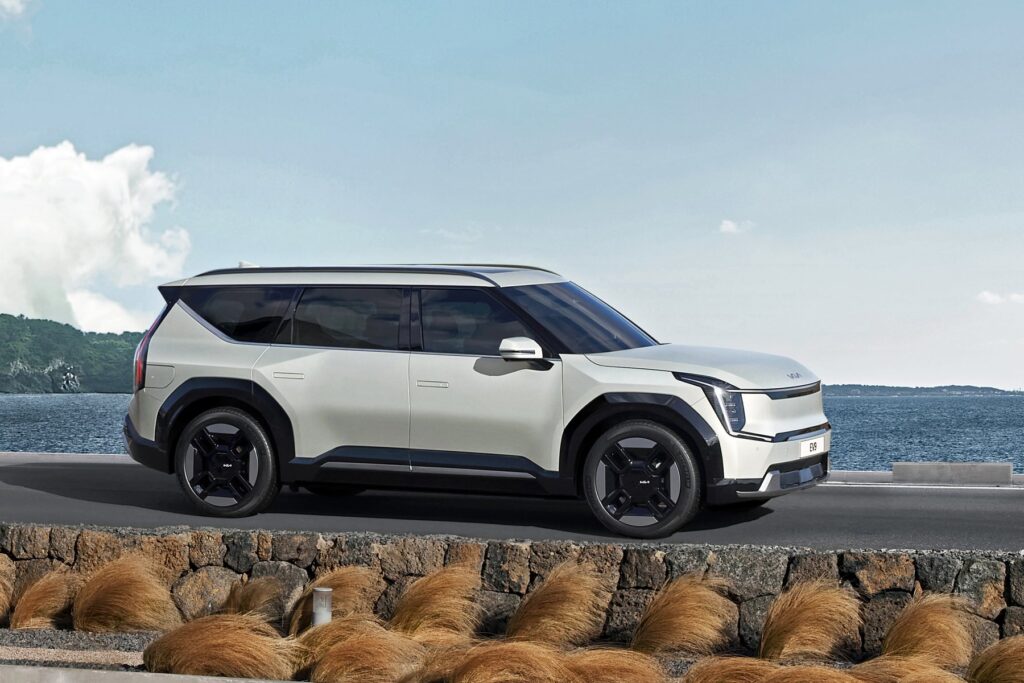 Kia EV9 details revisited - Motoring Minute