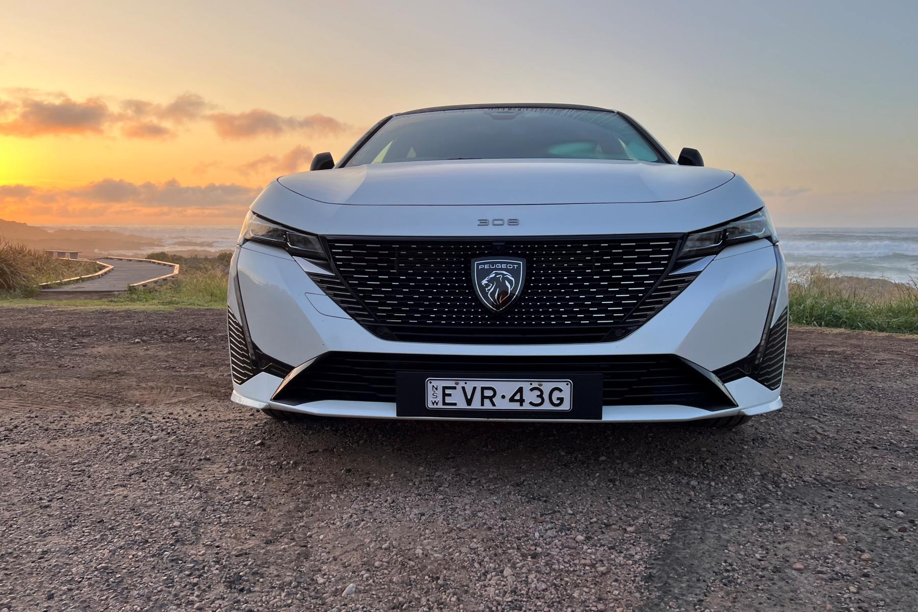 Peugeot 308 GT Sport PHEV 2023 Review - Motoring Minute