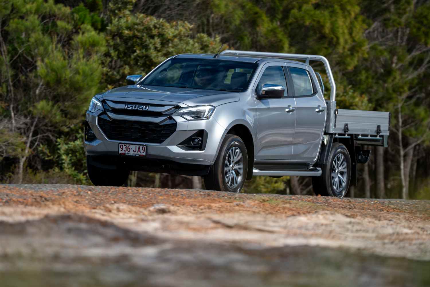 Isuzu D-MAX LS-U Dual Cab Chassis 4WD Ute - Motoring Minute